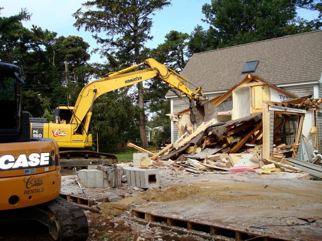 Brewster - Robert Childs Inc. | South Dennis, MA | Authorized CASE ...